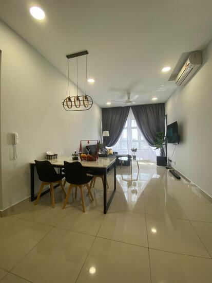 Condominium for Sale at Lakeville Residence - Raymond Chiang