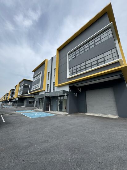 Semi-D Factory for Sale in Nilai (Negeri Sembilan) - Rylan Chen