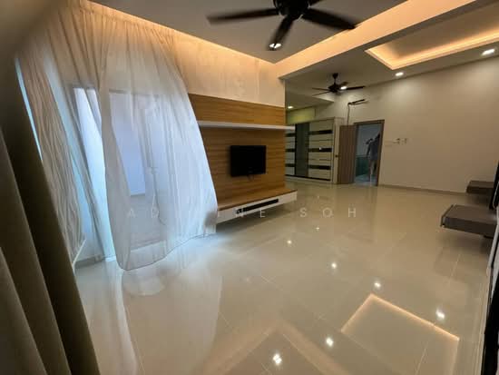 Cluster House for Sale in Taman Gaya (Ulu Tiram) - Adeline Soh