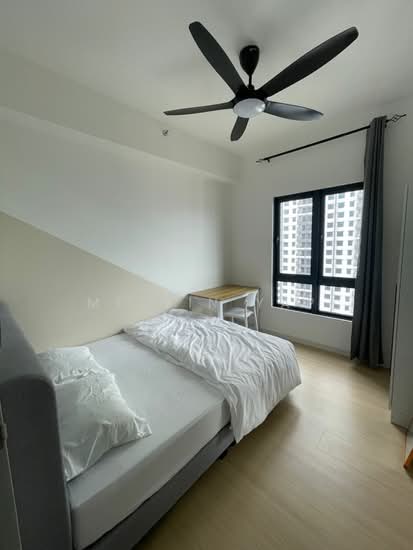 Condominium for Rent at M Luna - Melvin Yap