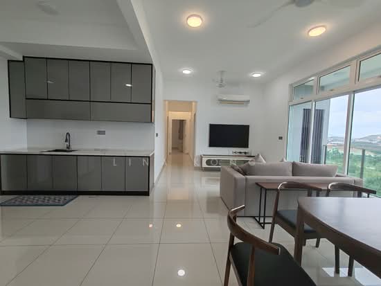 Condominium for Sale at D'Suites Akasia Horizon @ Horizon Hills - Lina Kong