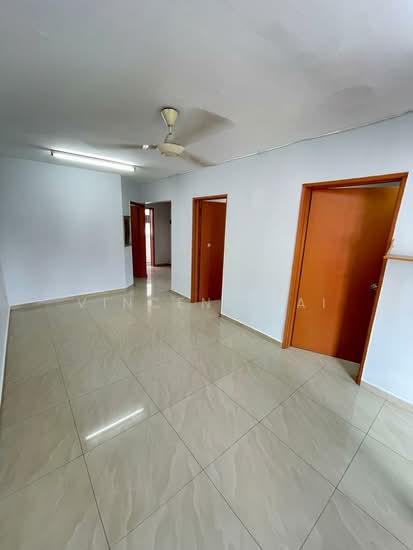 Flat for Rent at PPR Beringin - Vincent Lai