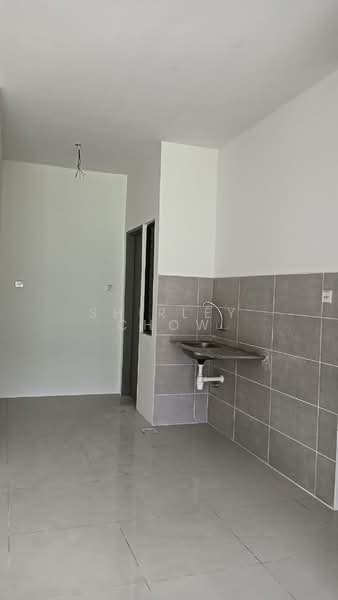 Condominium for Rent at Greenfield Residence - shirley Chow