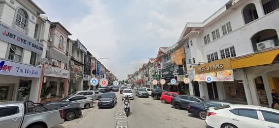 Taipan Business Centre, Ground Floor, Near Coffee Bean untuk Untuk ...
