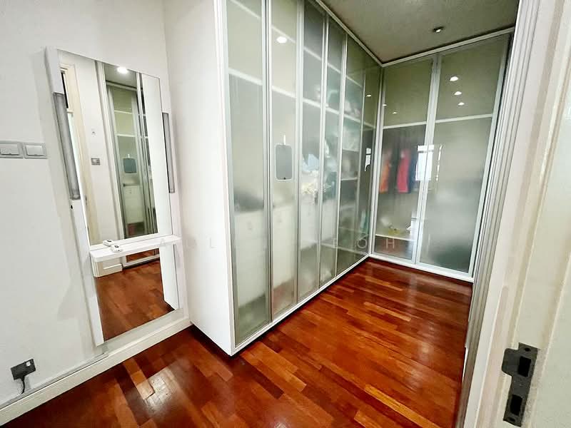 Condominium for Sale at Mayfair Condominium - Allen Yeoh