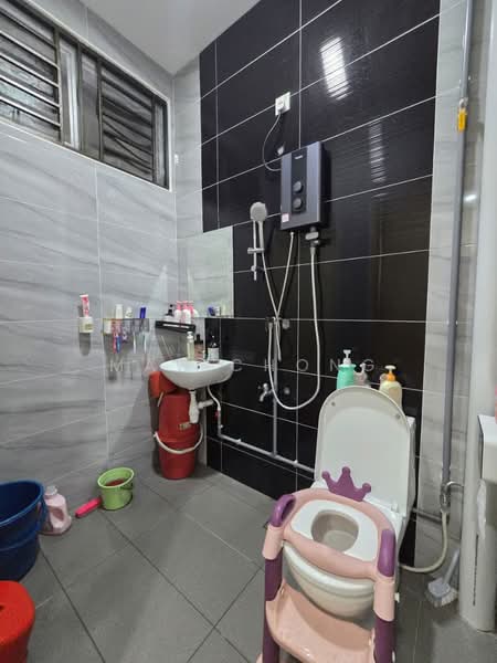 2-storey Terraced House for Sale in Bandar Putra (Kulai) - May Chong