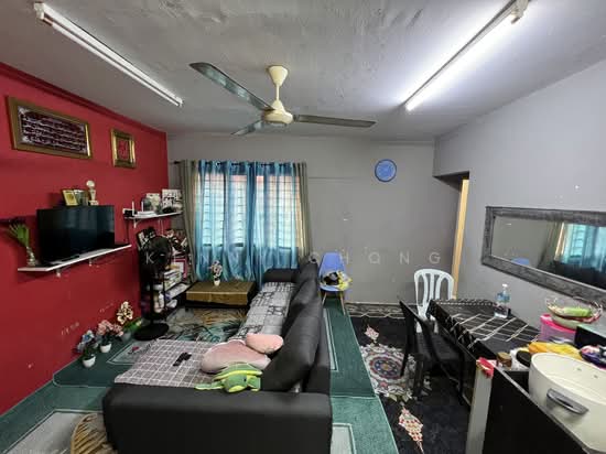 Flat for Sale at Pangsapuri Sri Meranti - Kenny Chong