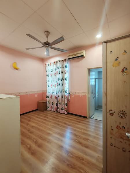 2-storey Terraced House for Sale in Kota Kemuning (Shah Alam) - Irish Shek