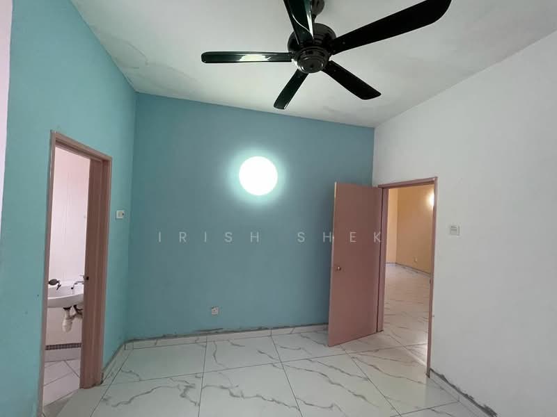 2-storey Terraced House for Sale in Kota Kemuning (Shah Alam) - Irish Shek