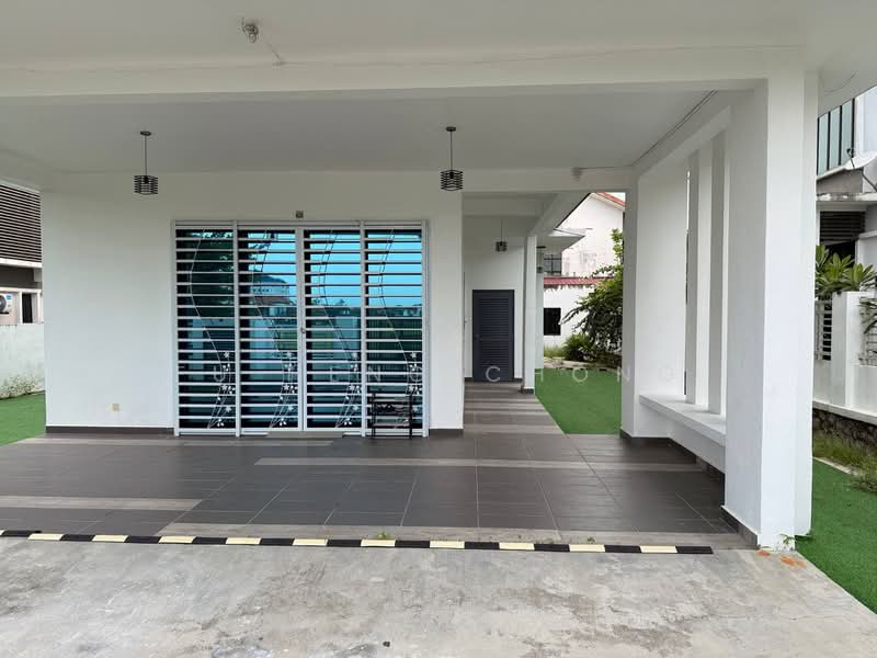 Bungalow for Sale in Taman Bukit Dahlia (Pasir Gudang) - Fu Heng Chong