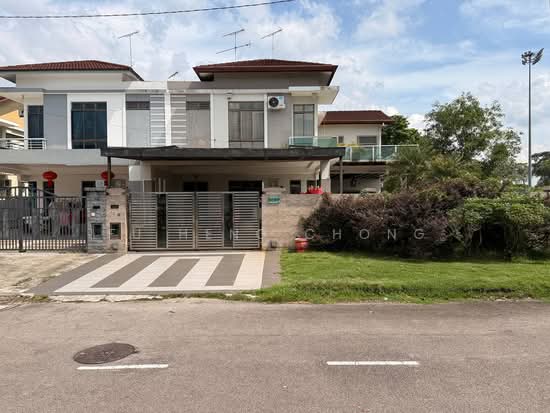Cluster House for Sale in Taman Putri Kulai (Kulai) - Fu Heng Chong