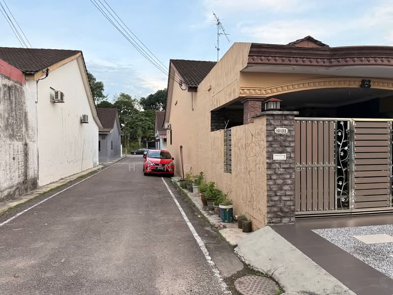 1-storey Terraced House for Sale in Bandar Putra (Kulai) - Fu Heng Chong