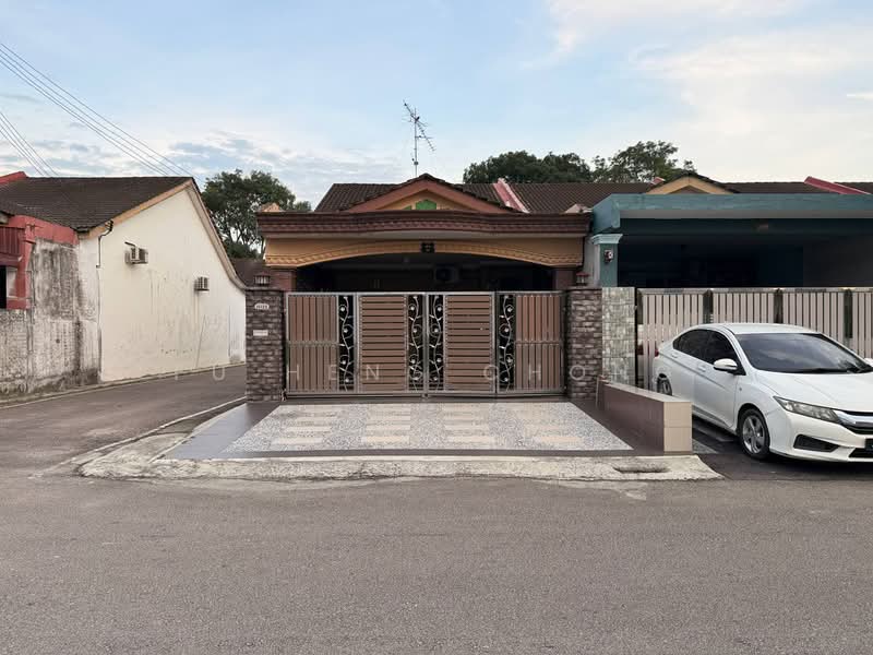 1-storey Terraced House for Sale in Bandar Putra (Kulai) - Fu Heng Chong