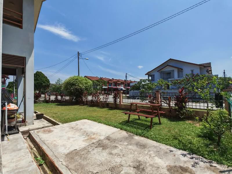 2-storey Terraced House for Sale in Saujana Utama (Selangor) - Hazeman Omar