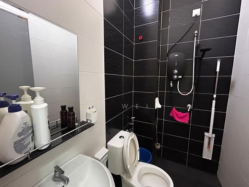 1-storey Terraced House for Rent in Bandar Putra (Kulai) - Li Wei