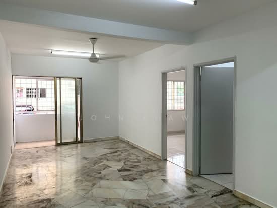 Apartment for Rent at Iris Apartment - John Khaw