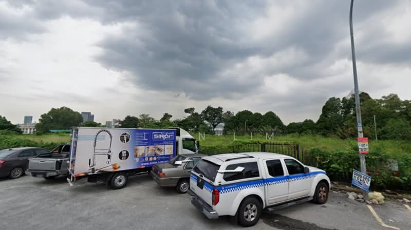 Commercial Land for Sale in Desa Aman Puri (Kepong) - Alven Lim
