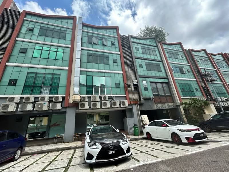 Shop for Sale in Taman Molek (Johor Bahru) - Caryn Ter