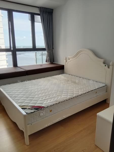 Condominium for Rent at Bay Laurel @ Country Garden Danga Bay - Hong ...