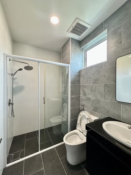 Semi-Detached House for Sale in Ipoh (Perak) - Levi Chong