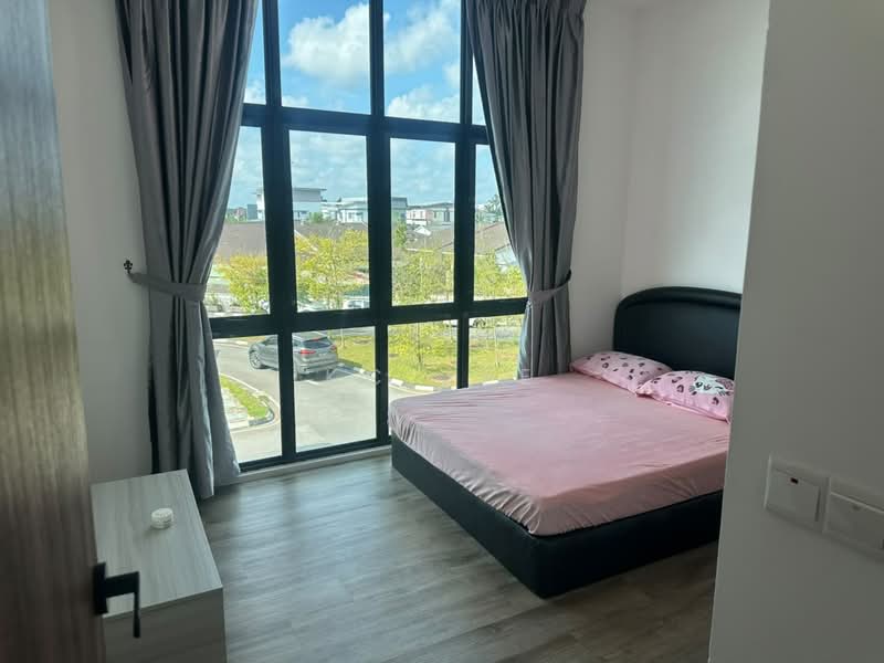 Apartment for Rent at Yarra Park - KC Jee