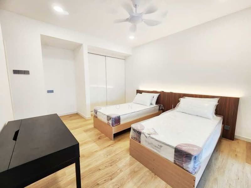 Bungalow for Sale in Leisure Farm (Gelang Patah) - Heston Lai