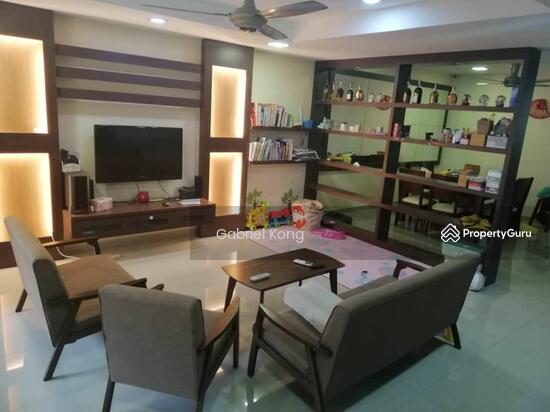 Terrace house at Taman Puchong Hartamas, Jalan PH1/4, Taman Puchong ...