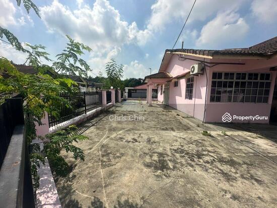 Terrace house at Taman Perling, Taman Perling, Taman Perling, Perling ...