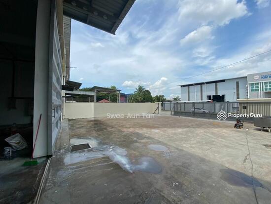 Semi-D factory at Kawasan Perindustrian Balakong, Kawasan Perindustrian ...