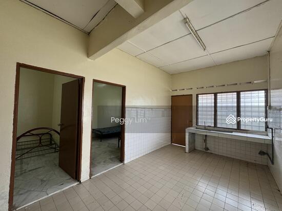 Terrace house at Taman Bayu, Jalan Mempari, Taman Bayu, Kapar, Selangor ...