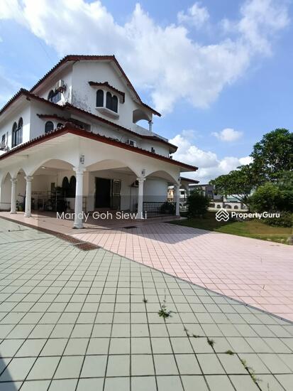 Taman Iskandar 2.5 Storey Bungalow Corner Lot, Taman Iskandar, Johor ...