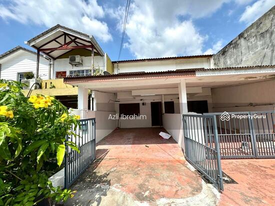 Taman Melawati (Jalan J), Taman Melawati, Ulu Kelang, Kuala Lumpur, 2 ...