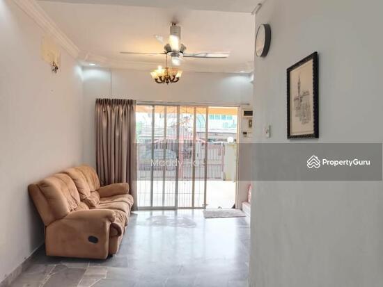 Terrace house at Puchong Jaya, Jalan Tiong, Puchong Jaya, Puchong ...