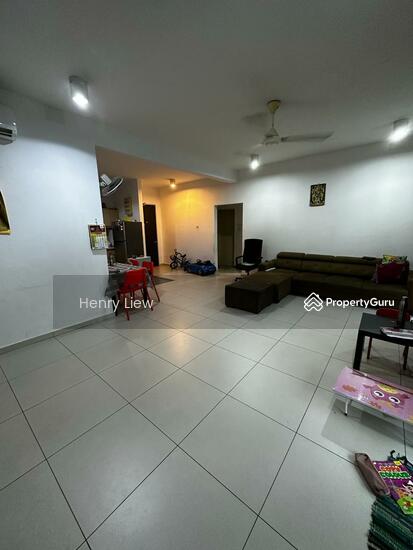 Townhouse for Sale in Taman Putra Perdana (Puchong) - Henry Liew