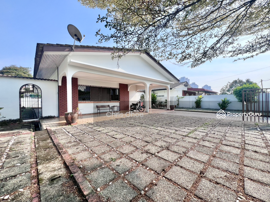 Bungalow at Seksyen 17, Section 17 seksyen 17 Jalan 17/xx, Seksyen 17 ...