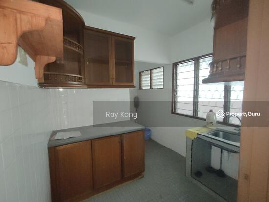 Apartment for Sale at Bunga Raya - Ray Kong
