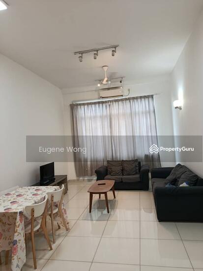 Condominium for Rent at Vue Residences - Eugene Wong