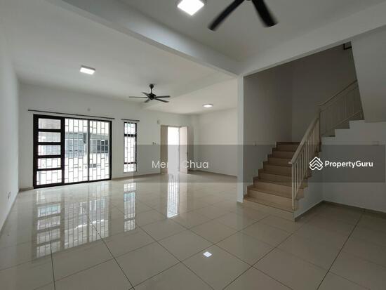 2.5-storey Terraced House for Sale in Taman Kempas (Tampoi) - Merry Chua