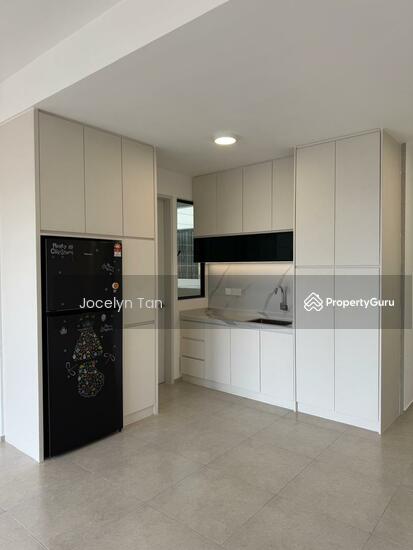 Condominium for Rent at EdgeWood Residences @ SkySanctuary - Jocelyn Tan