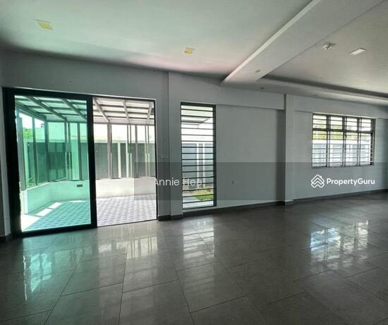 Semi-Detached House for Sale in Likas (Kota Kinabalu) - Annie Hee