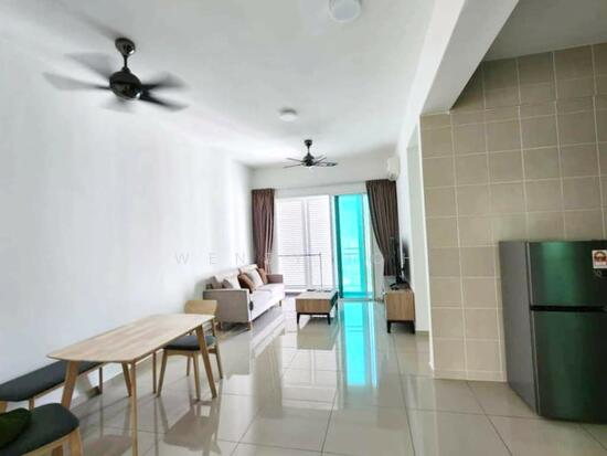 Condominium for Rent at Solaria Residences - Wendy Toh