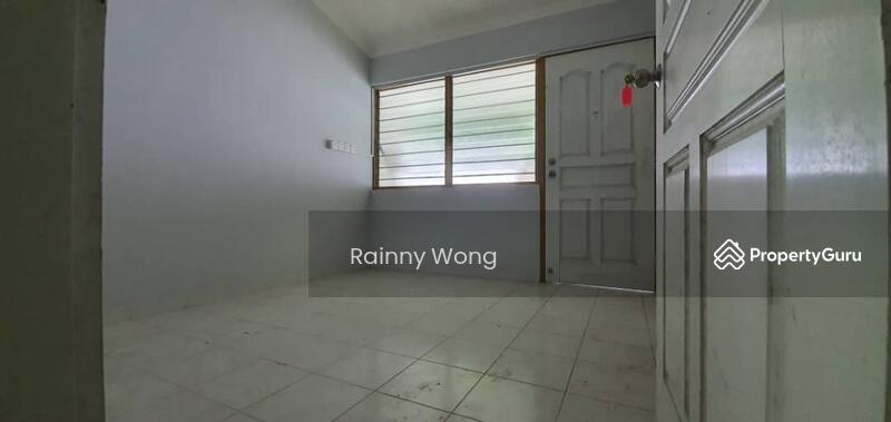 Semi-Detached House for Rent in Pulau Tikus (George Town) - Rainny Wong