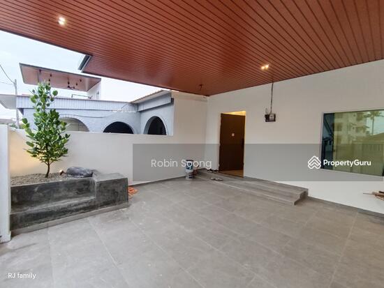 1-storey Terraced House for Sale in Ujong Pasir (Melaka) - Robin Soong