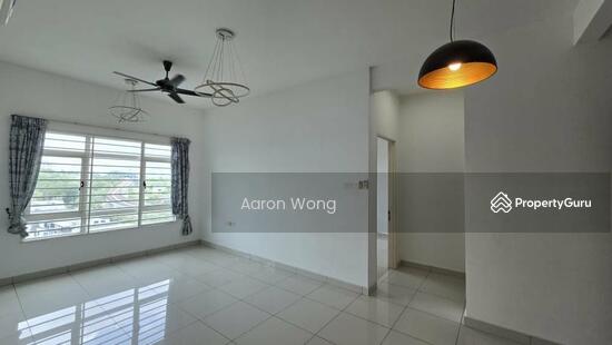 Condominium for Sale at La Thea Residences - Aaron Wong