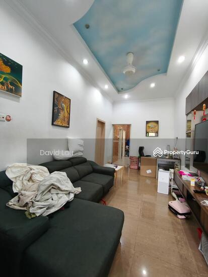 1-storey Terraced House for Sale in Taman Molek (Johor Bahru) - David Lau