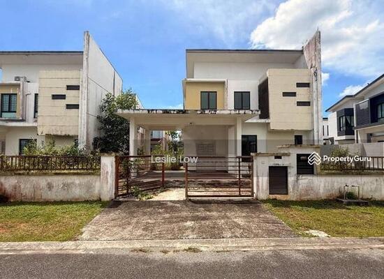 Bungalow for Sale in Kelapa Sawit (Kulai) - Leslie Low