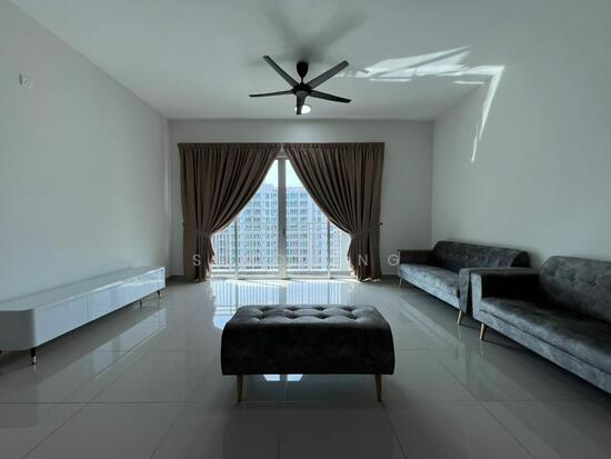 Condominium for Rent at Royale Infinity - Simon Ng