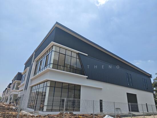 Semi-D Factory for Sale in Kampung Batu Kawan (Batu Kawan) - Ang Lee Theng