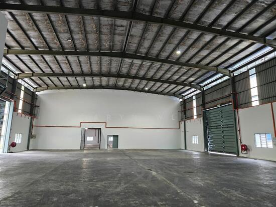 Warehouse for Rent in Taman Perindustrian Subang (Subang Jaya) - Caryn Wee