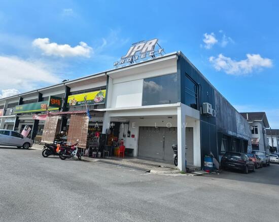 Shop for Sale in Nusa Bayu (Iskandar Puteri (Nusajaya)) - Jamie Low